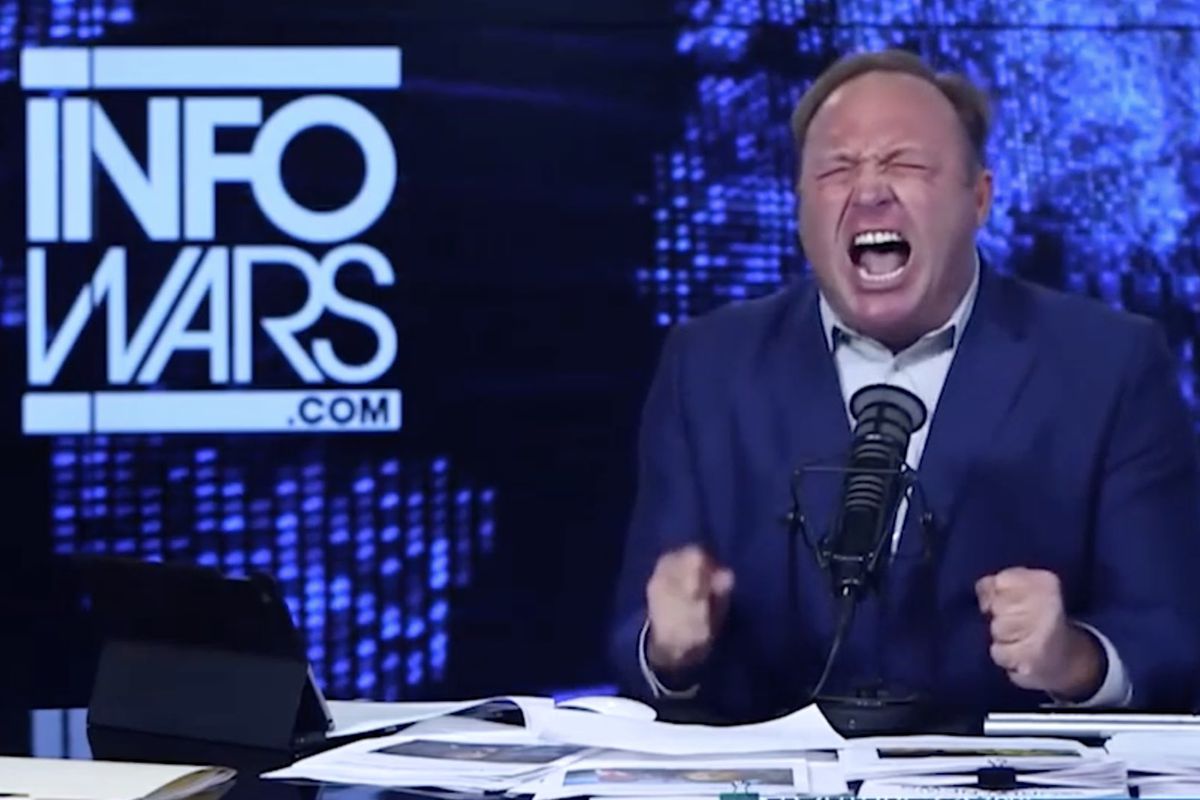 Twitter permanently bans Alex Jones and Infowars accounts – FancyTvChannel